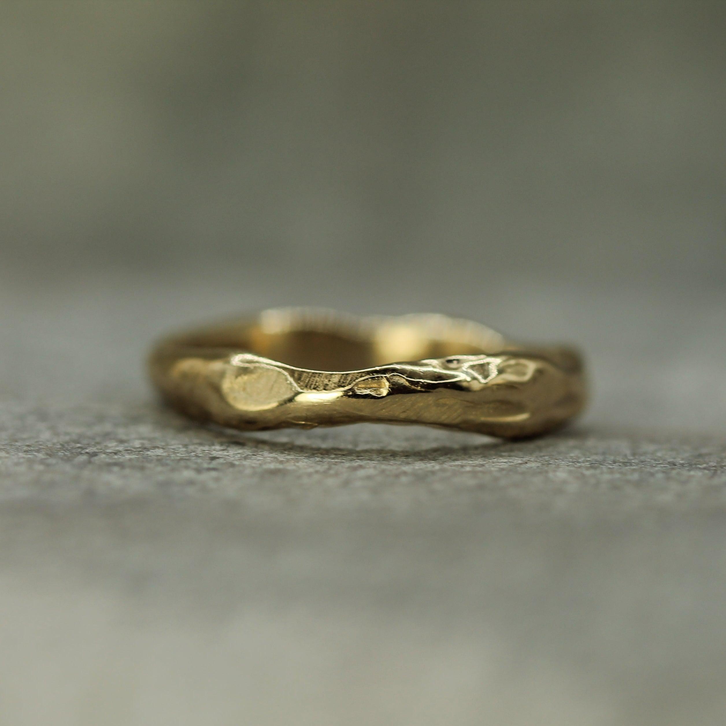 Calm Waters Band (3mm-4mm) – Emma Glover Designs
